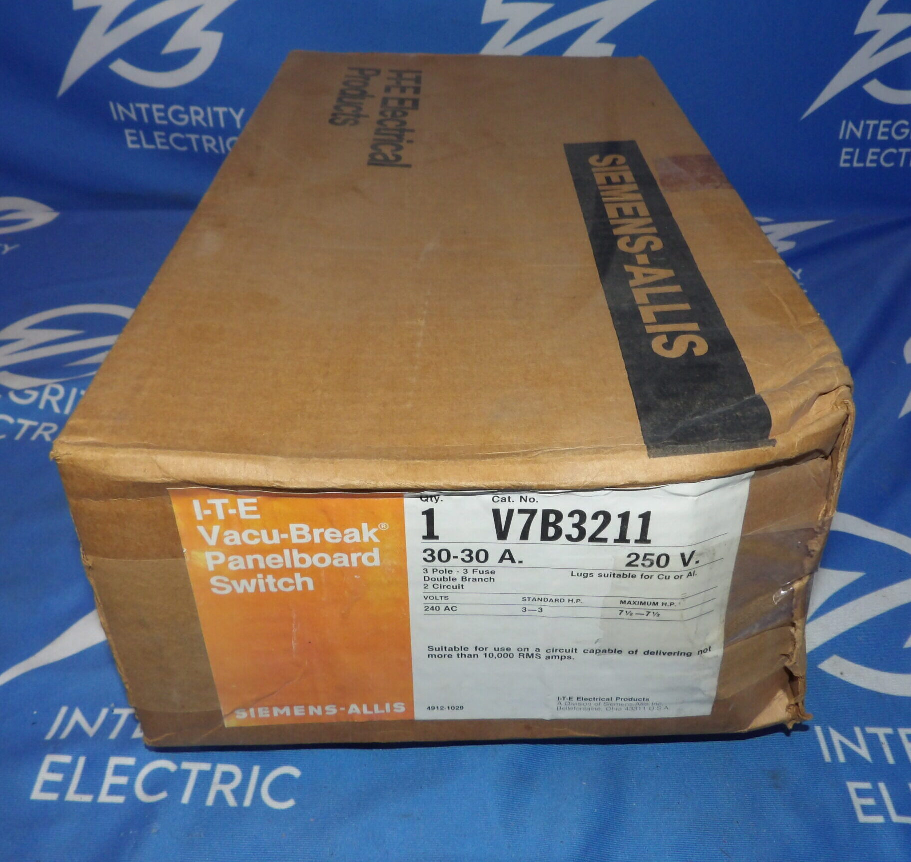 NIB I-T-E V7B3211 30A 250V 3 Pole 3 Fuse Panelboard Switch + 1 Year ...